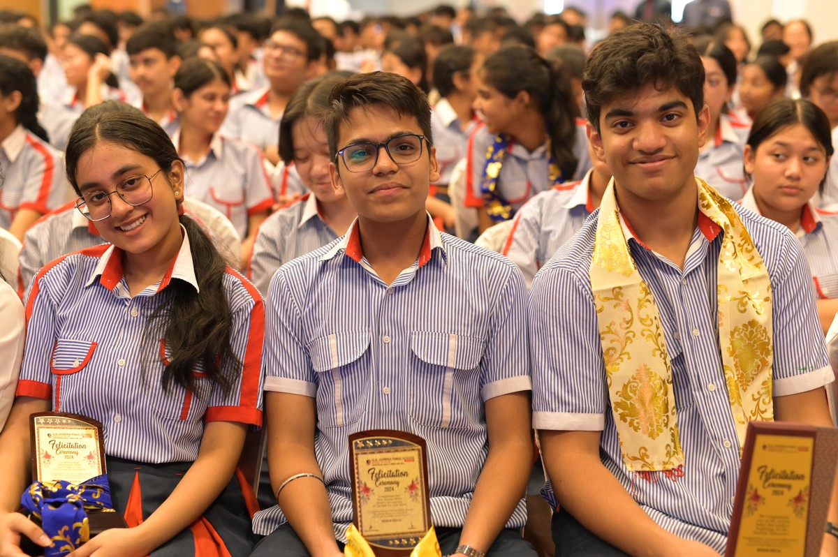 FELICITATION CEREMONY STD-X | G.D. Goenka Public School Siliguri, No1 ...